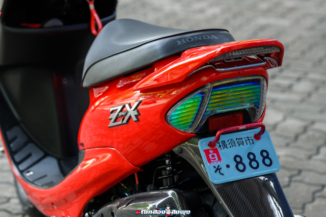 Bản độ Dio ZX sở hữu cụm ống xả độc nhất vô nhị như đồ của điệp viên 007 | 2banh.vn