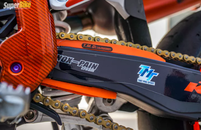 KTM 450 SMC phong cách cực ngầu của TK RACING | 2banh.vn