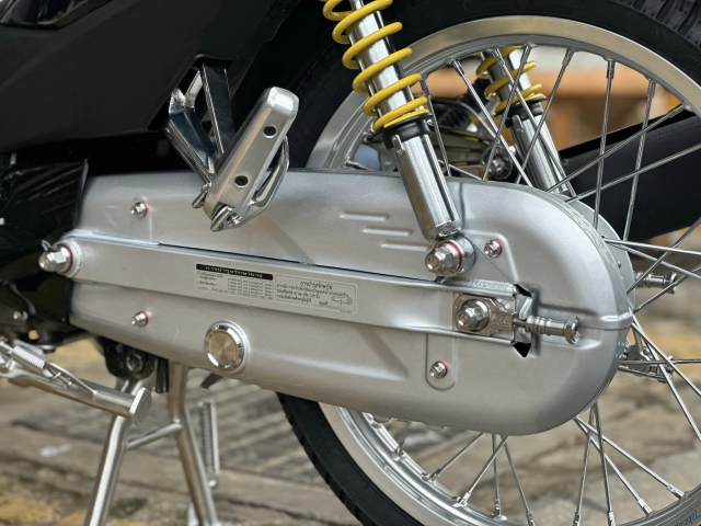 Honda Wave độ rũ bỏ sự tối giản để đổi lấy ngoại hình sang chảnh | 2banh.vn