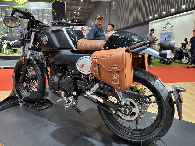 Chiêm ngưỡng Renegade và Scrambler X Cafe - 2 mẫu xe của UM Motorcycles ...