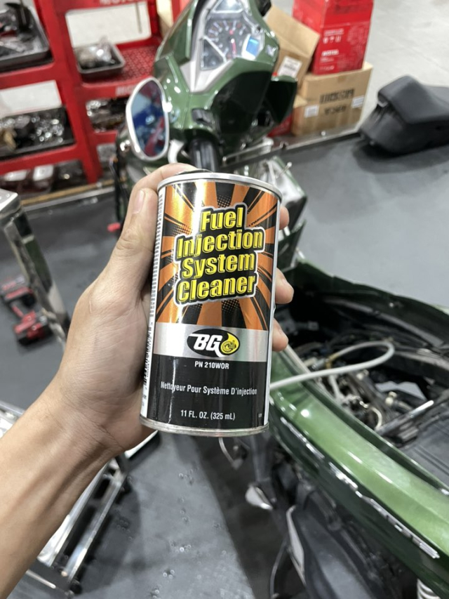 Vệ sinh kim phun, buồng đốt bằng dung dịch chuyên dụng BG, phục hồi ...