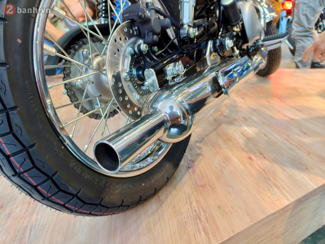 Kawasaki W230 2026 chính thức ra mắt thị trường Việt Nam với giá bán ...