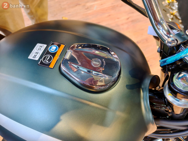 Kawasaki W230 2026 chính thức ra mắt thị trường Việt Nam với giá bán ...