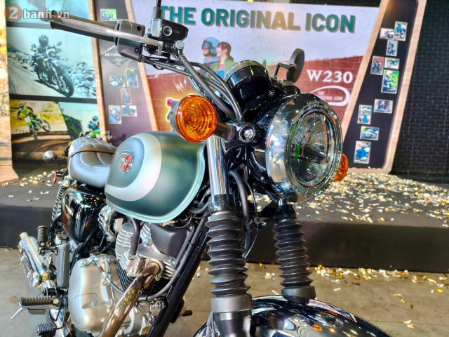 Kawasaki W230 2026 chính thức ra mắt tại Việt Nam với mức giá cạnh tra ...