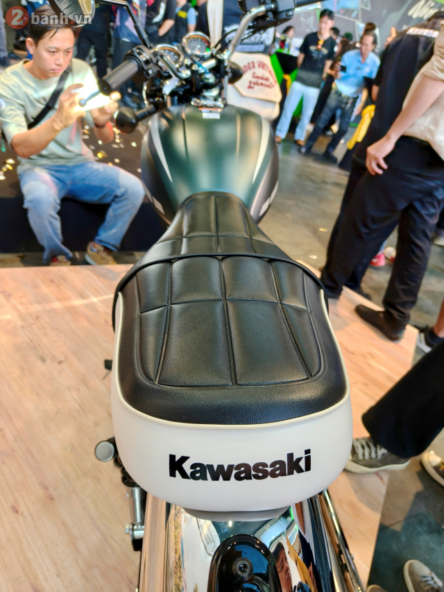 Kawasaki W230 2026 chính thức ra mắt thị trường Việt Nam với giá bán ...