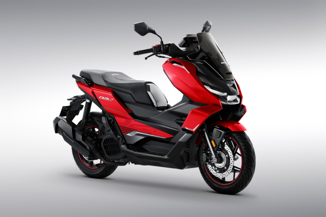 GPX DZ2 Hyper-Trex ra mắt ở Thái: Trang bị hơn hẳn Honda SH nhưng giá ...