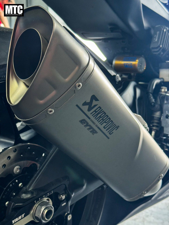 Yamaha R1 YART 2026: Quái vật Race Spec bay sang Thái – Anh em chỉ biết ...