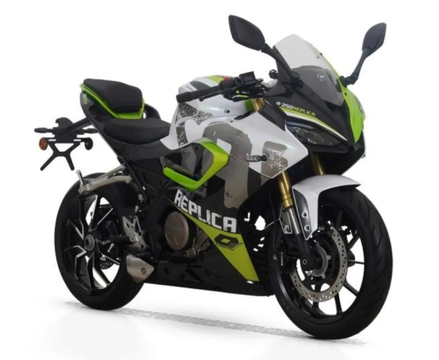 Xe 250cc mà nhìn như Superbike 1000cc - QJMotor SRK 250 RS khiến đối ...