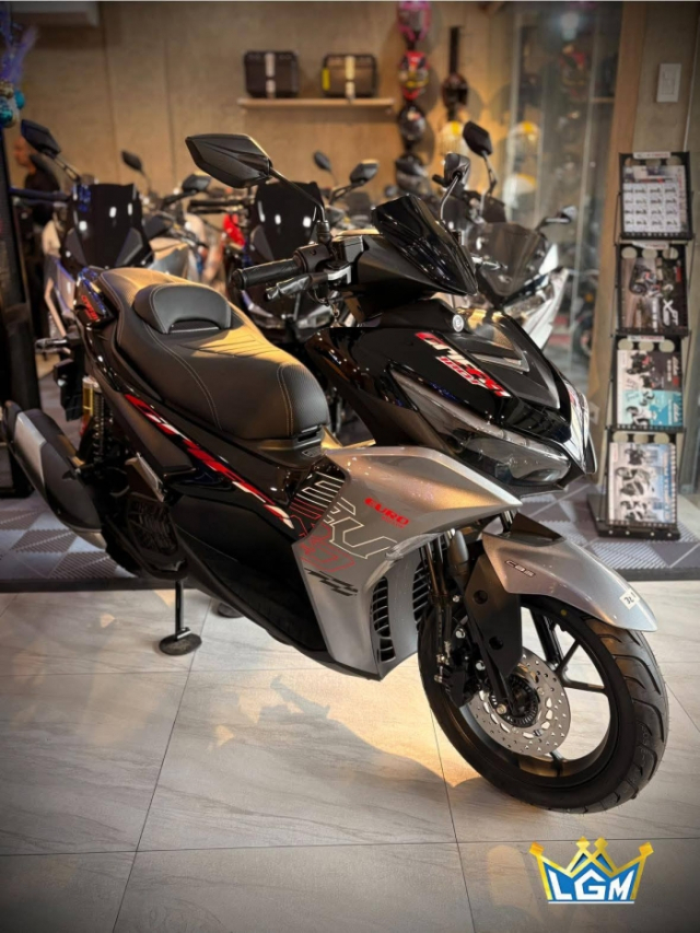 Bản sao Yamaha NVX 155 lộ diện: Xe ga 180cc mạnh mẽ nhưng giá chỉ ngang ...